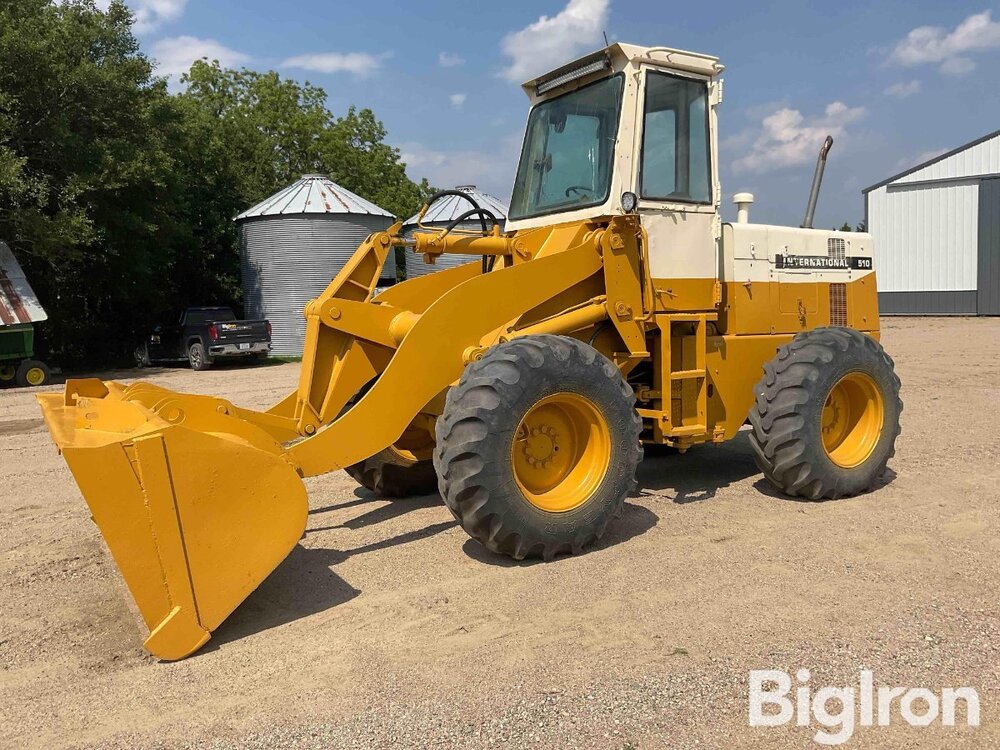 IH 510 payloader - IH Construction Equipment - Red Power Magazine Community