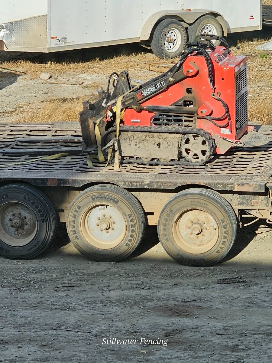 Little Chinese skid steer update. - General Chat - Red Power Magazine ...