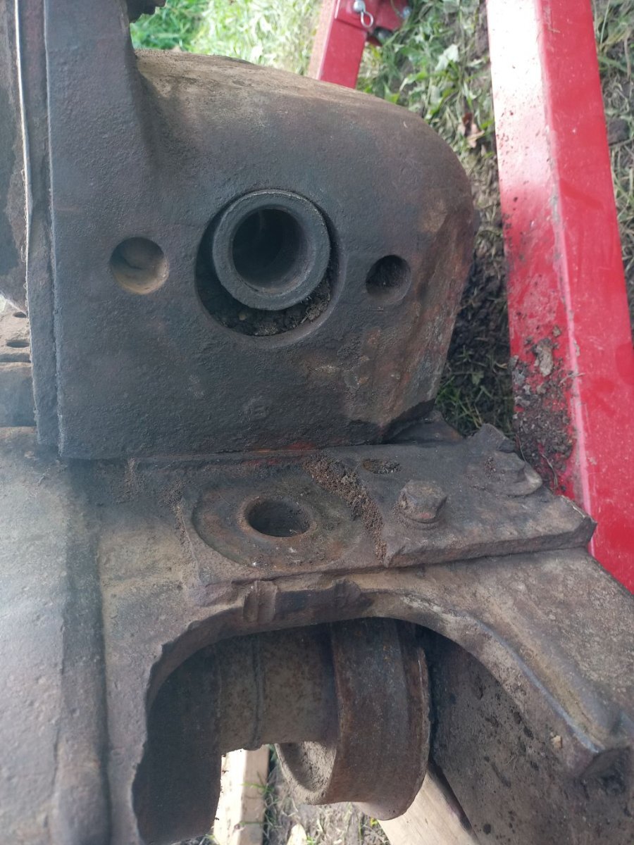 TD9 track adjuster - IH Construction Equipment - Red Power Magazine ...