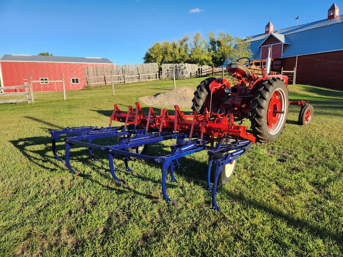 IHC #9 Cultivator - Projects, Builds, & Restorations - Red Power ...