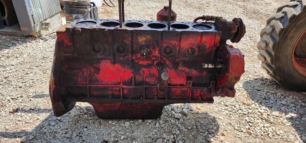 Differences Between IH D236 & D282 Engines - Technical IH Talk - Red ...