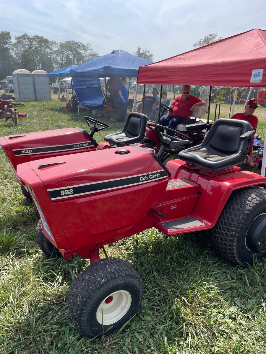 982 at a recent show - Cub Cadets - Red Power Magazine Community