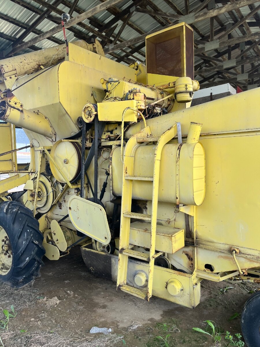 Yellow co-op combine??? - General Chat - Red Power Magazine Community