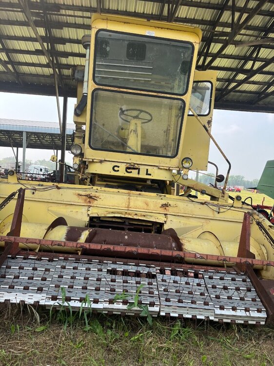 Yellow co-op combine??? - General Chat - Red Power Magazine Community