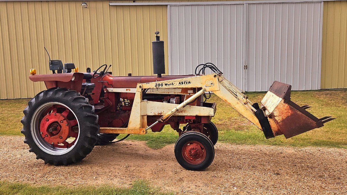 IH 666 w/GB 800 loader - General Chat - Red Power Magazine Community