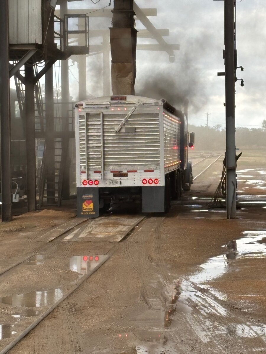 Slicking up the inside of hopper bottom trailer. - General Chat - Red ...