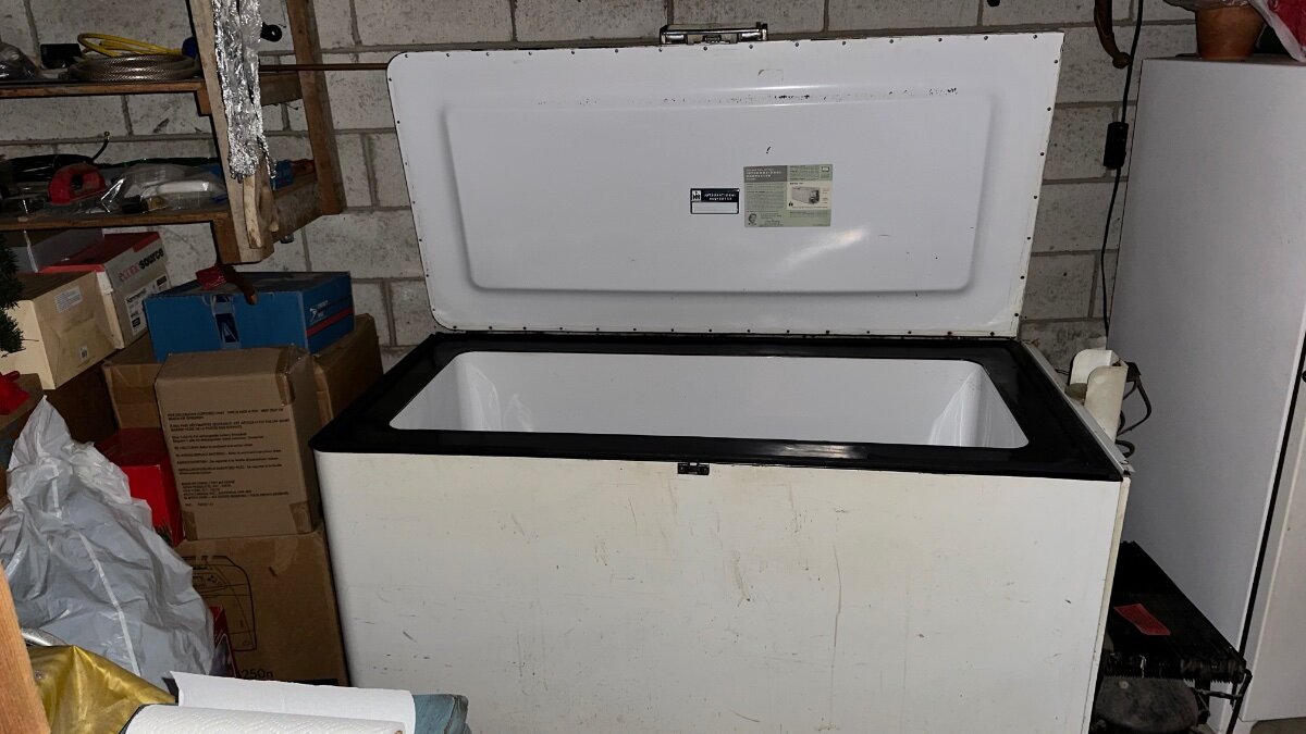 158 chest freezer - Technical IH Talk - Red Power Magazine Community
