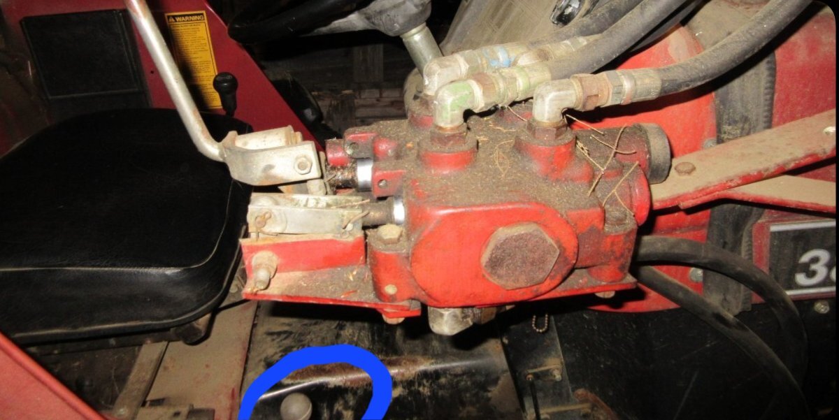 Help with Case IH 385 Hydraulics - Technical IH Talk - Red Power ...