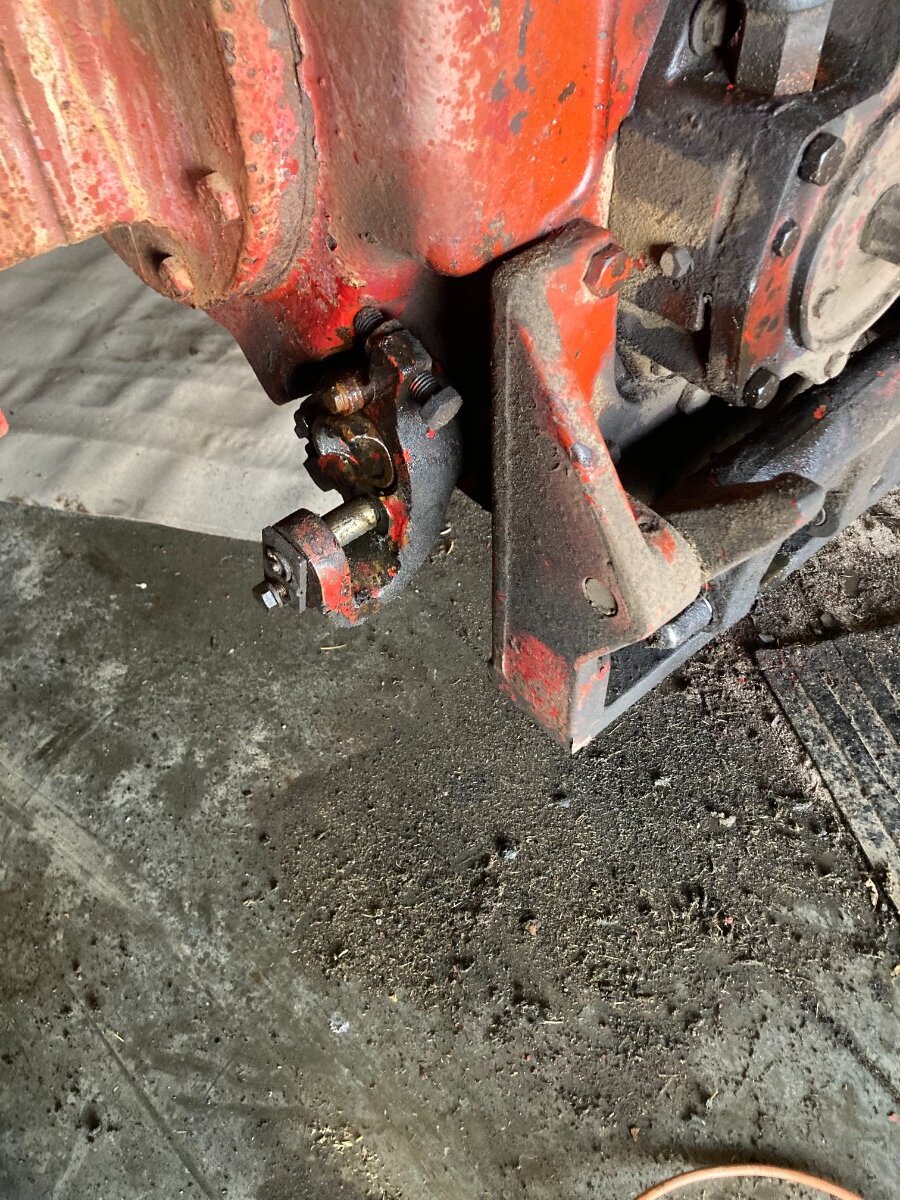 666 3pt Draft shaft removal - Technical IH Talk - Red Power Magazine ...