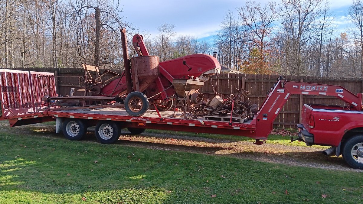 Gooseneck trailer? - General Chat - Red Power Magazine Community