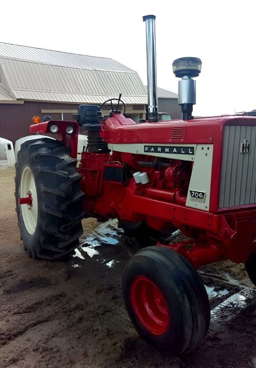 Putting a DT 466 in a 856 chassis - Technical IH Talk - Red Power ...