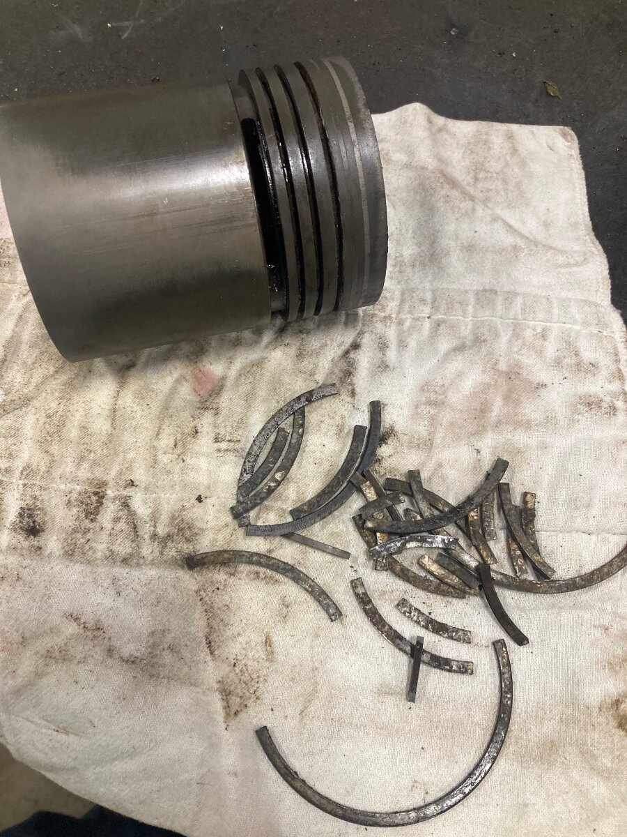 Tips for stuck piston rings - General Chat - Red Power Magazine Community