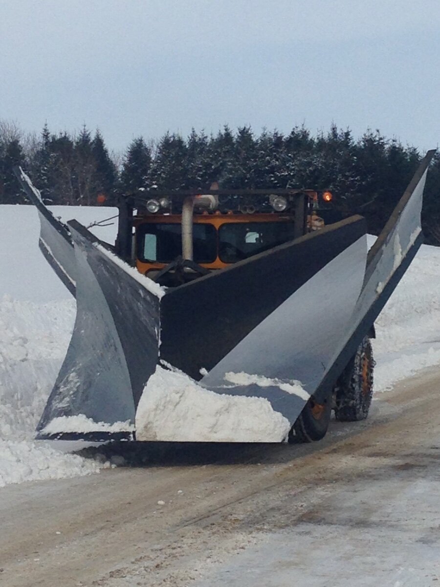 V12 Detroit Snowblower - General Chat - Red Power Magazine Community