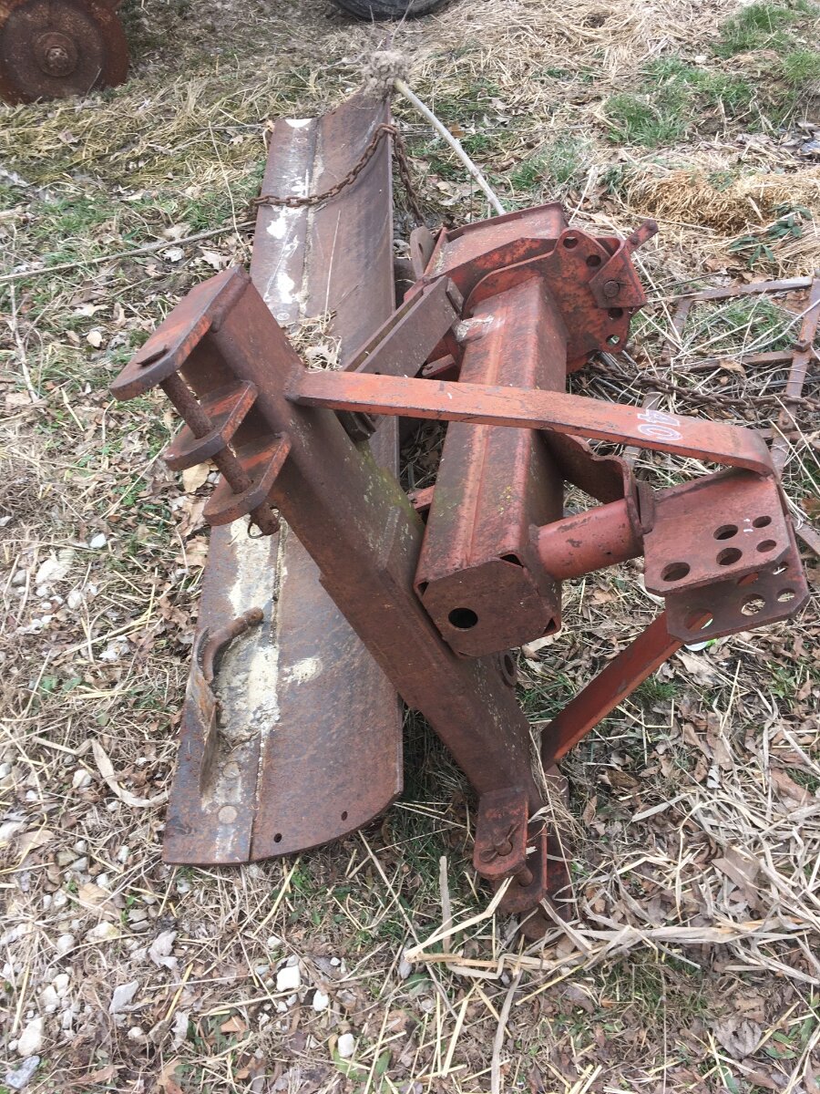 International rear mount blades - Technical IH Talk - Red Power ...