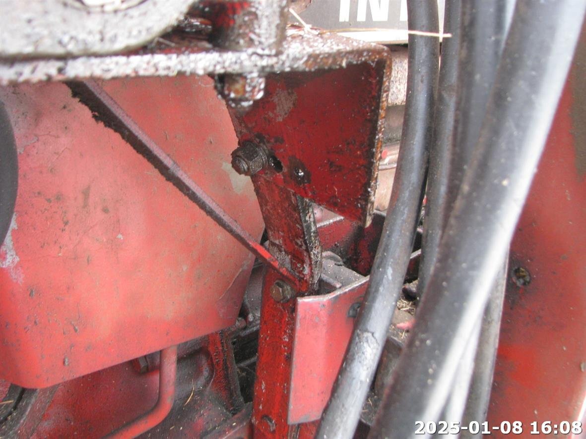 Connecting a 2250 loader to a 784 - Technical IH Talk - Red Power ...