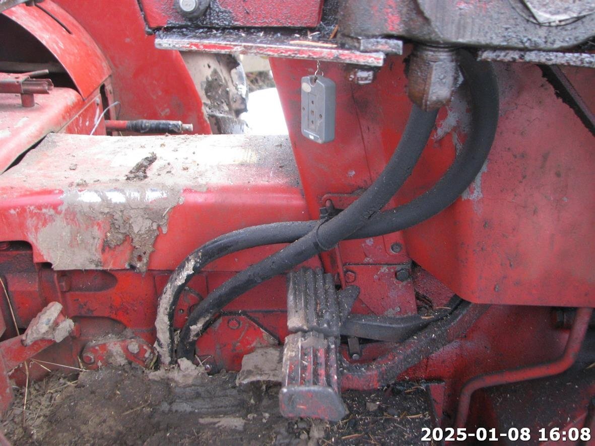 Connecting a 2250 loader to a 784 - Technical IH Talk - Red Power ...