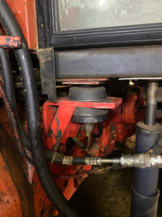 Hydro 186 cab mounts - Page 2 - Technical IH Talk - Red Power Magazine ...