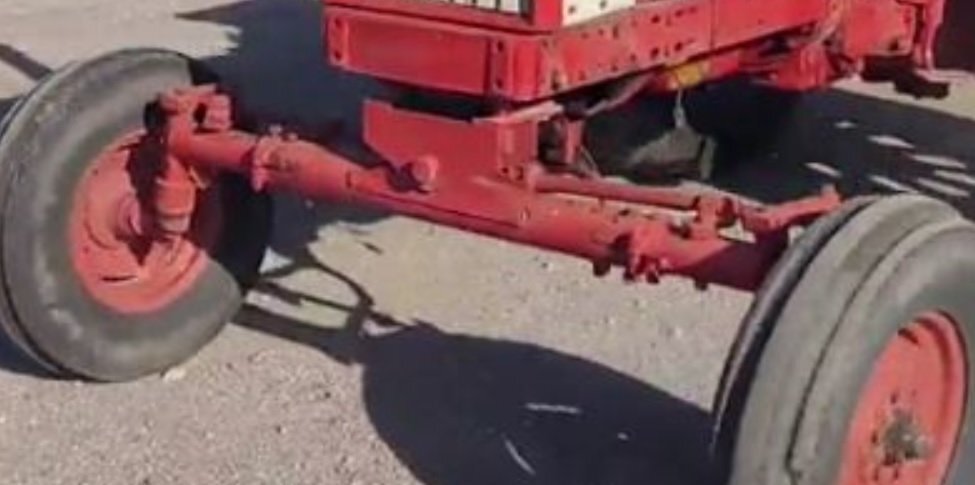 2250 Loader Install on 706 - Technical IH Talk - Red Power Magazine ...