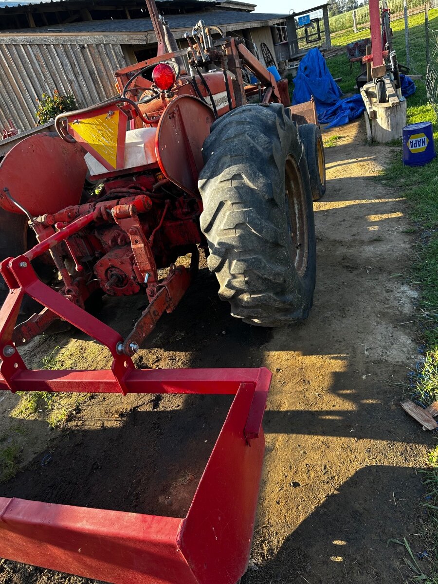 1955 international 300 utility w/front loader - Technical IH Talk - Red ...