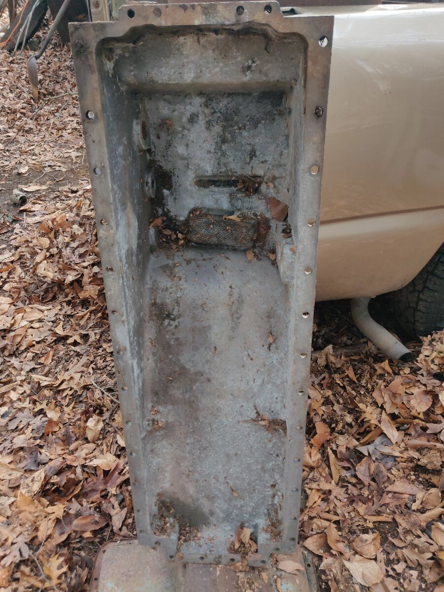 Oil pan identifying - General Chat - Red Power Magazine Community