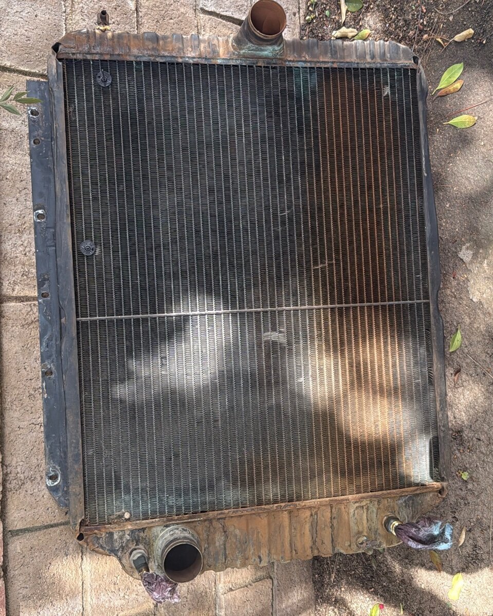 Radiator replacement for 1986 S1654 - IH Engines - Red Power Magazine ...