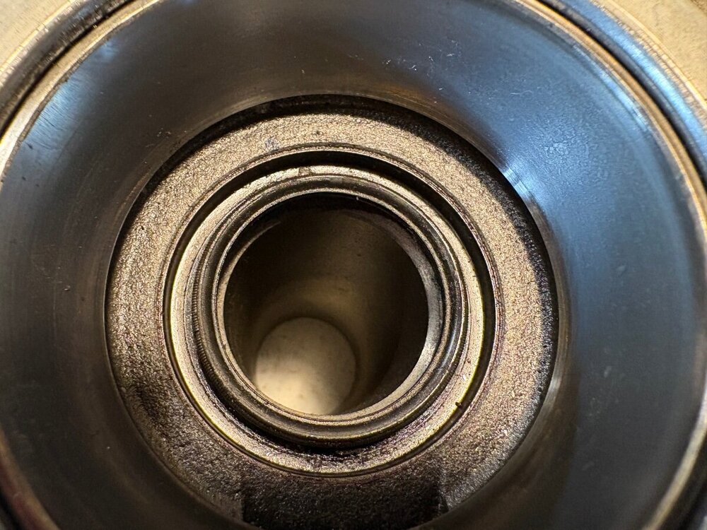 Stuck Seal on Aluminium Thrust Bearing Carrier: How to Remove ...