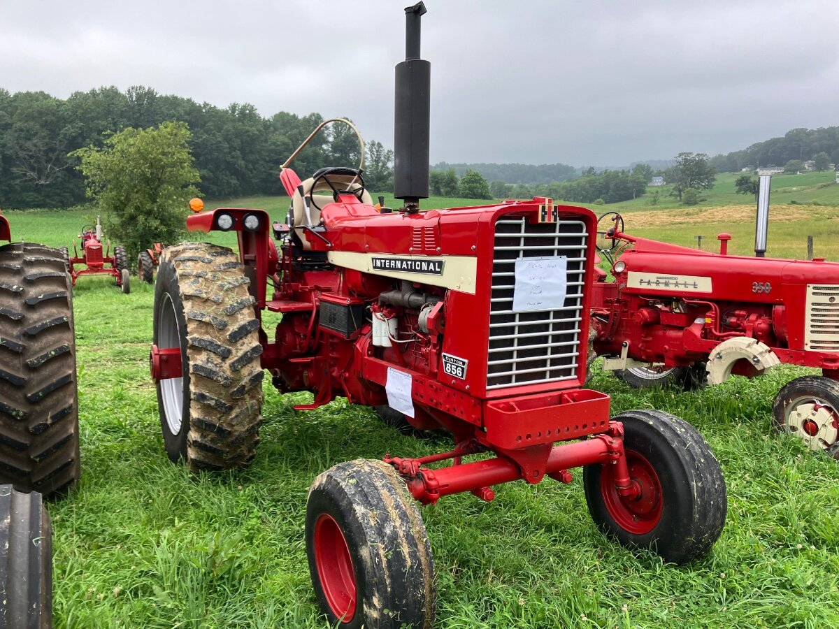 A Few IH Tractors at a Local Show - General Chat - Red Power Magazine ...
