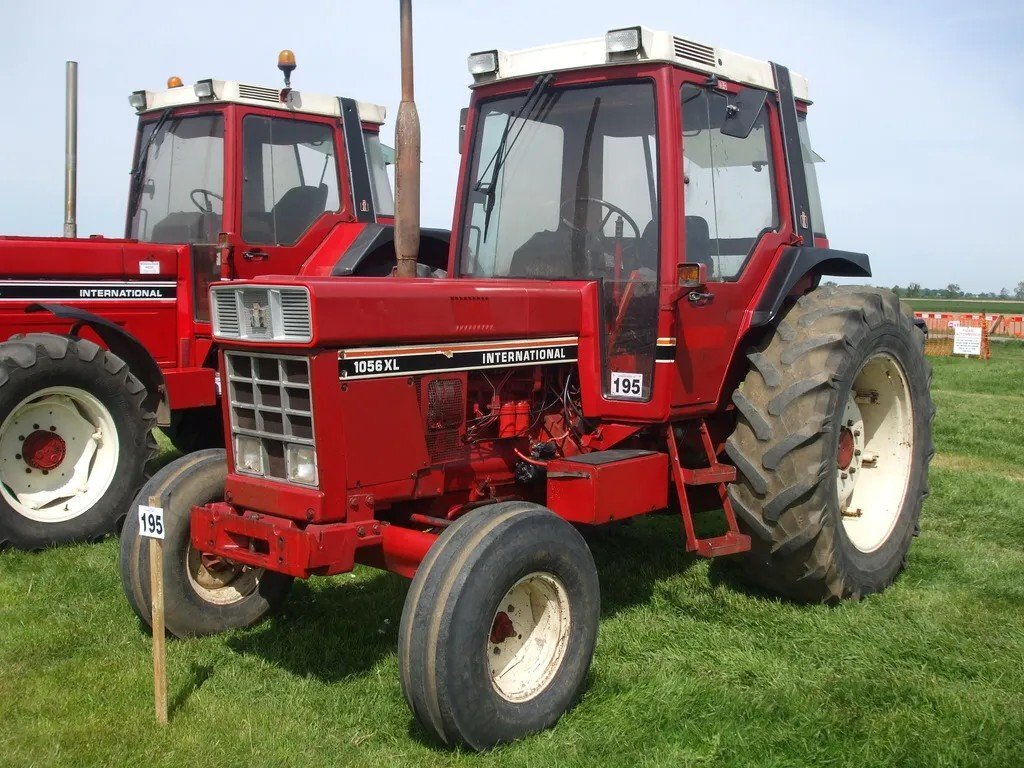Case 1056 xl - Technical IH Talk - Red Power Magazine Community