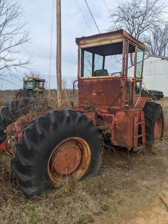 Versatile G-125s bumped again…..300 hydro mech - Page 2 - General Chat ...