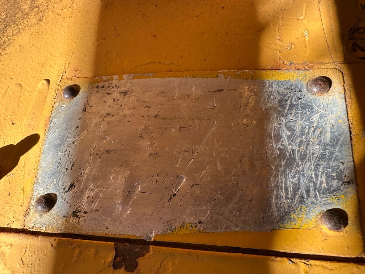 Help identifying this International TD9B dozer a friend and I bought ...