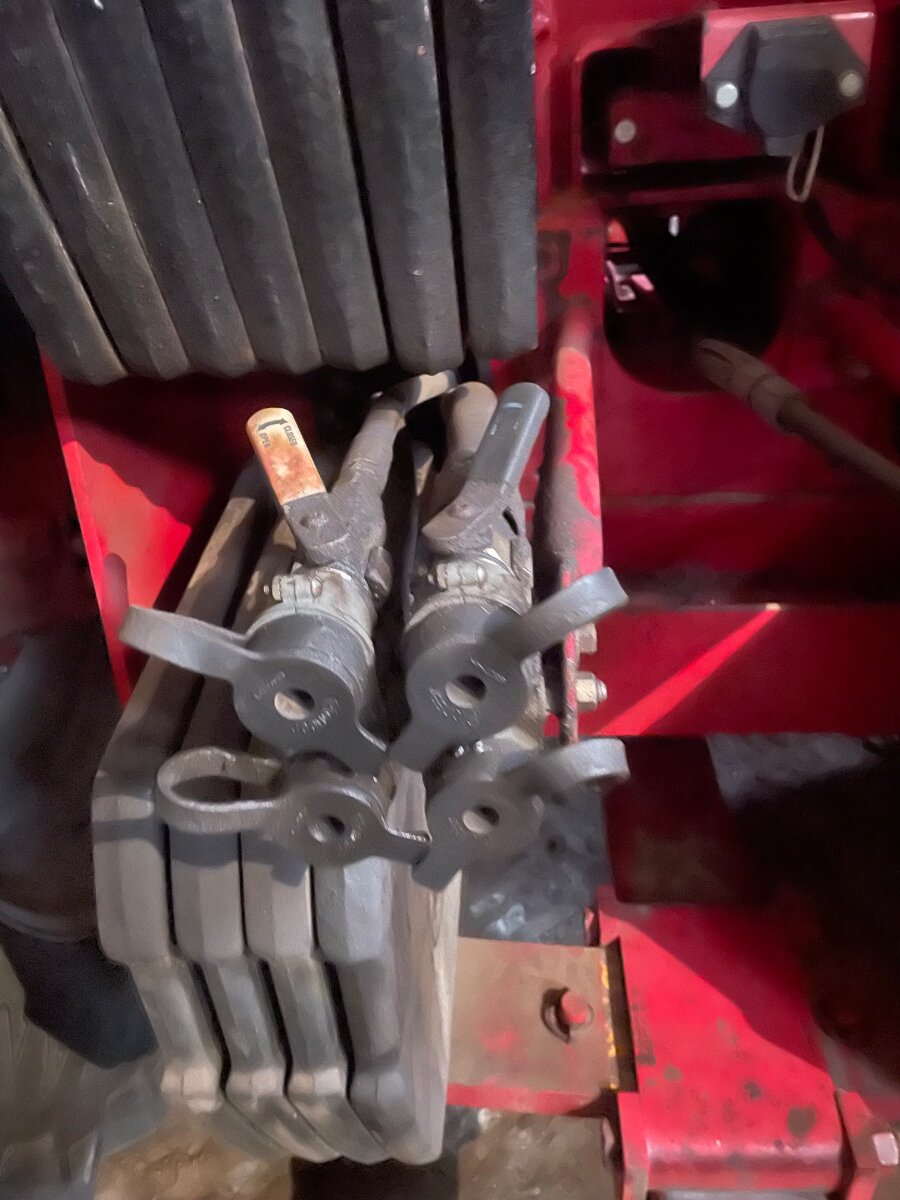 CaseIH Steiger 9350 hydraulic remote leaks - Technical IH Talk - Red ...