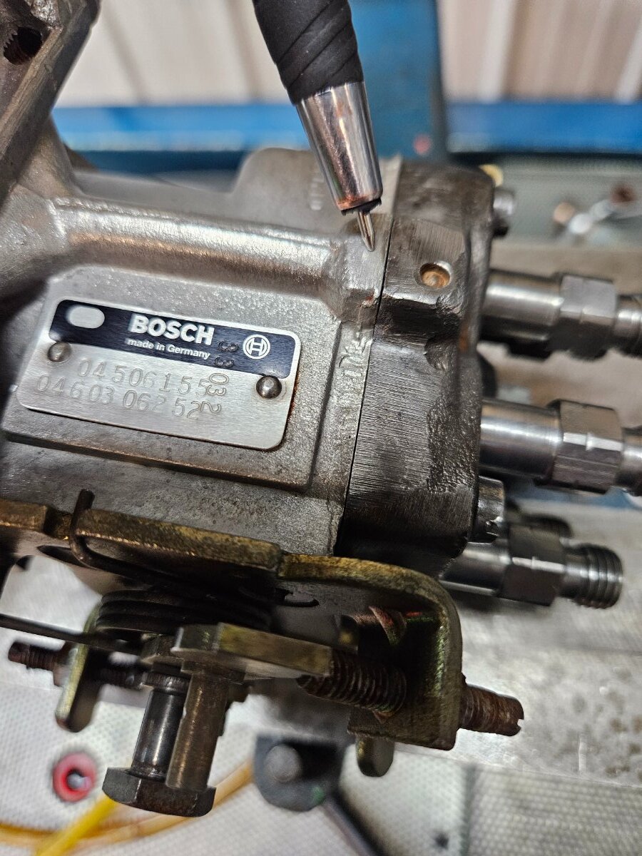 Bosch injector pump parts for D358 - Technical IH Talk - Red Power ...