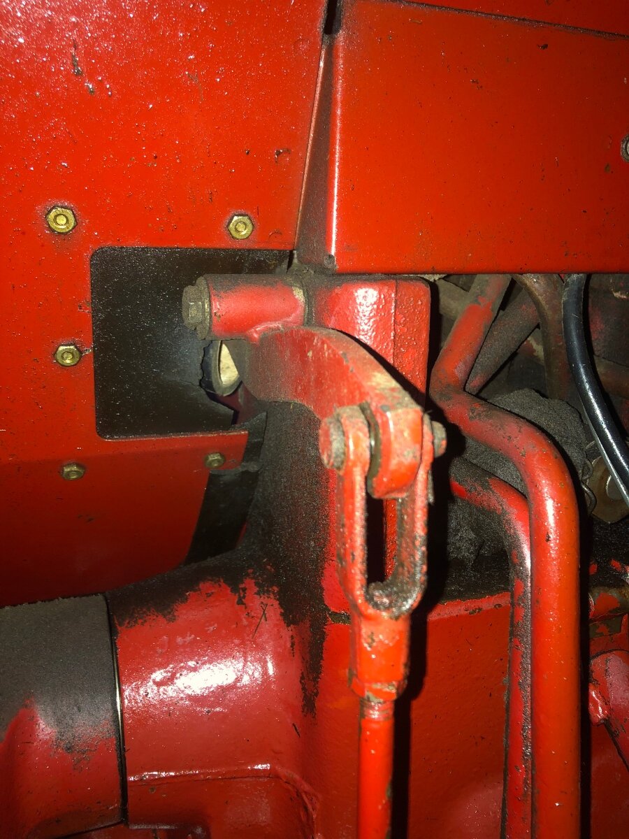 66 Series Cab PTO Lever - Technical IH Talk - Red Power Magazine Community