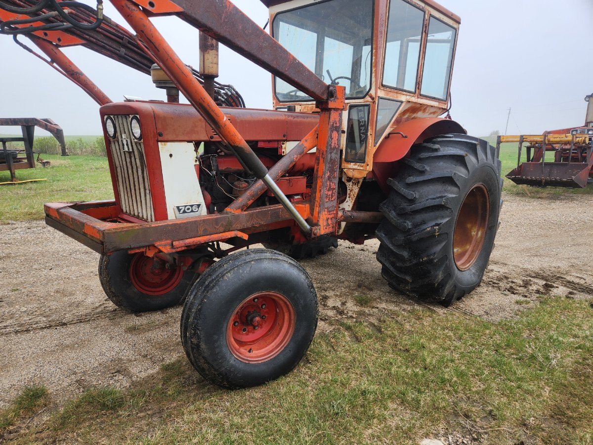 Picked up a rare 706. - General Chat - Red Power Magazine Community