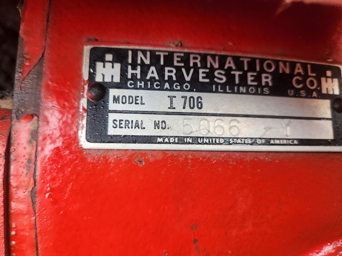 Picked up a rare 706. - General Chat - Red Power Magazine Community