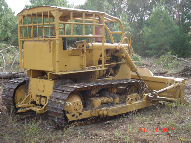 TD-14-142 Loses power and dies - IH Construction Equipment - Red Power ...