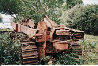 TD40 & Stationary engine - IH Construction Equipment - Red Power ...