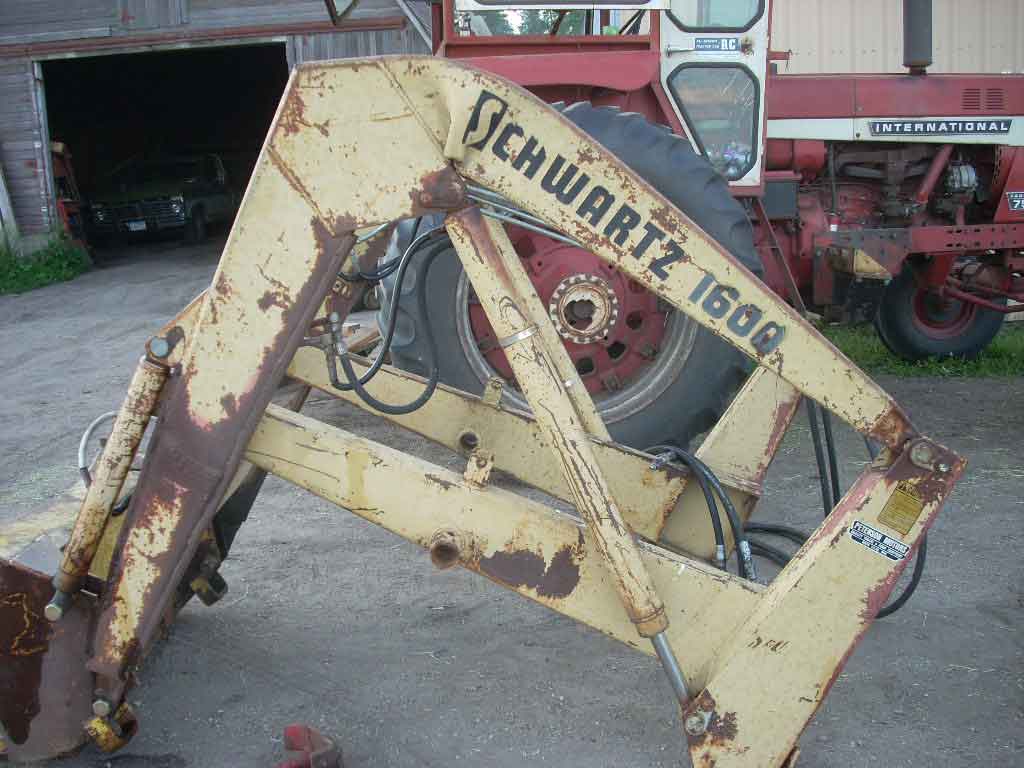 How to wreck a loader - General Chat - Red Power Magazine Community