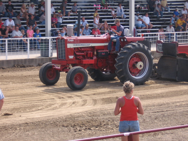 Pics from tractor pull at Pierce, NE county fair. - General Chat - Red ...