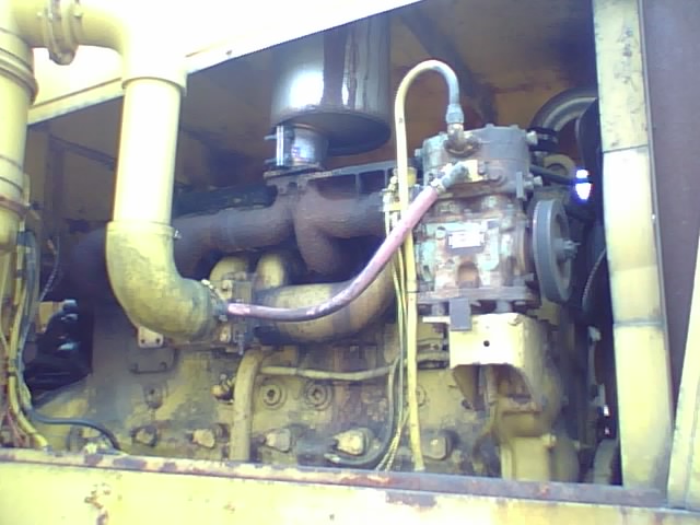 An IH engine in some offbrand payloader - IH Engines - Red Power ...