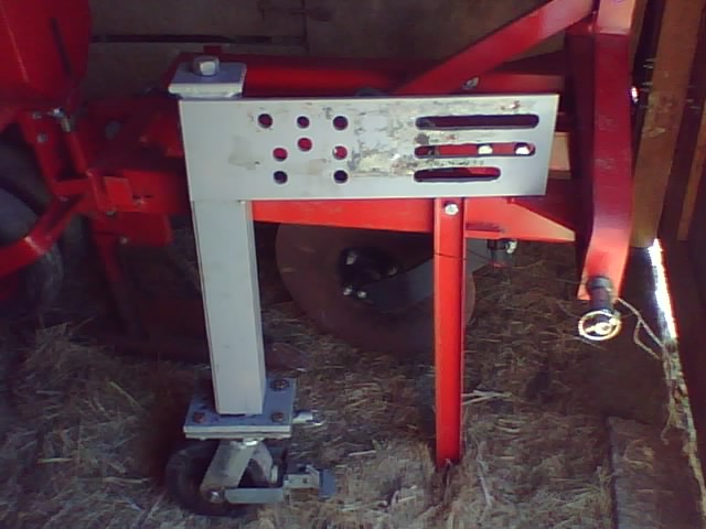 Our homemade IH splitting stands - Technical IH Talk - Red Power ...