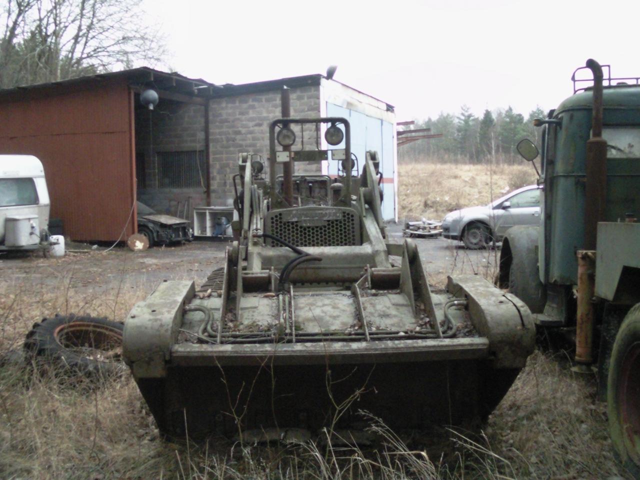 DROTT IDENTIFICATION - IH Construction Equipment - Red Power Magazine ...