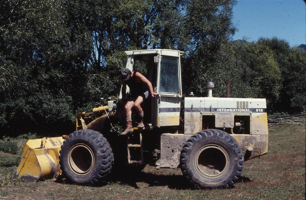 Payloader oppinions - IH Construction Equipment - Red Power Magazine ...