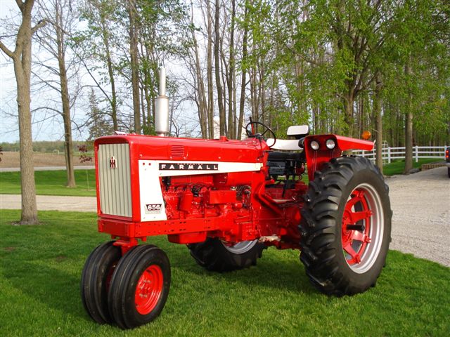 656 Restoration Complete !! - Technical IH Talk - Red Power Magazine ...