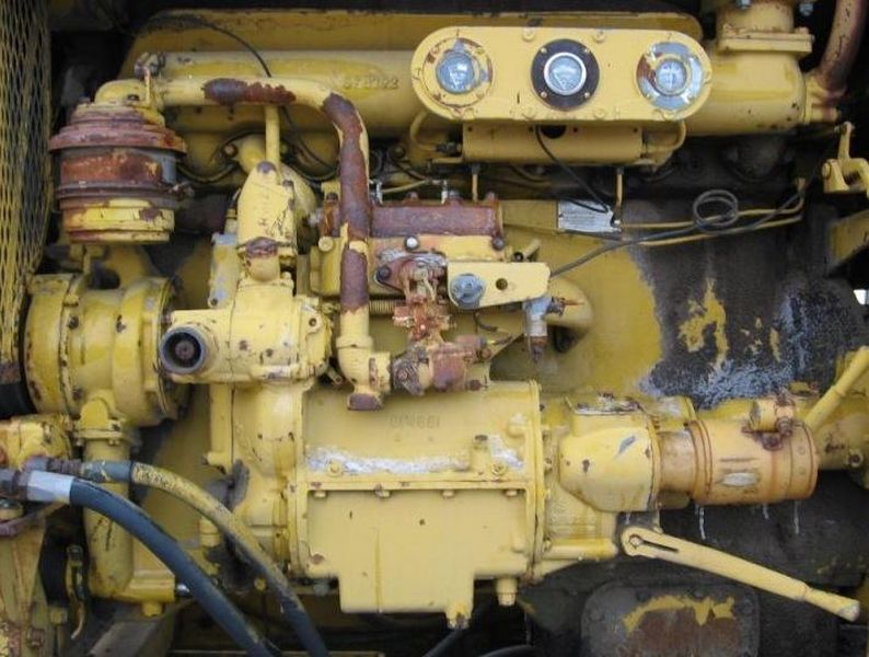 Cat D326 - IH Construction Equipment - Red Power Magazine Community