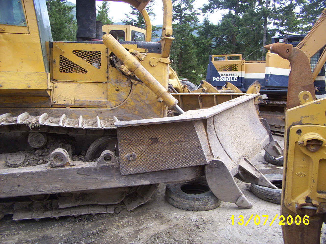 IH TD20E w disc trencher - pics - IH Construction Equipment - Red Power ...