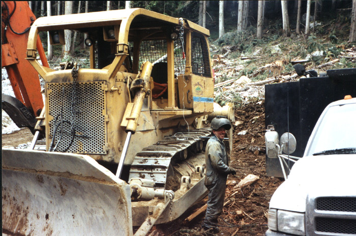 DV-800 applications and opinions - IH Construction Equipment - Red ...