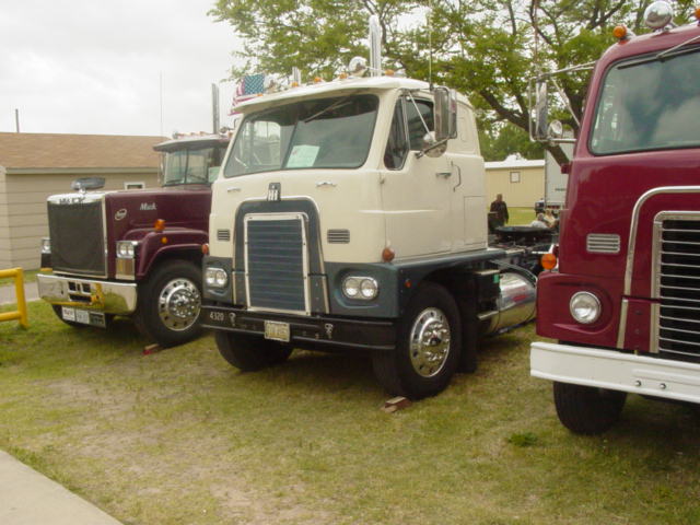 IH Cabovers? - IH Trucks - Red Power Magazine Community