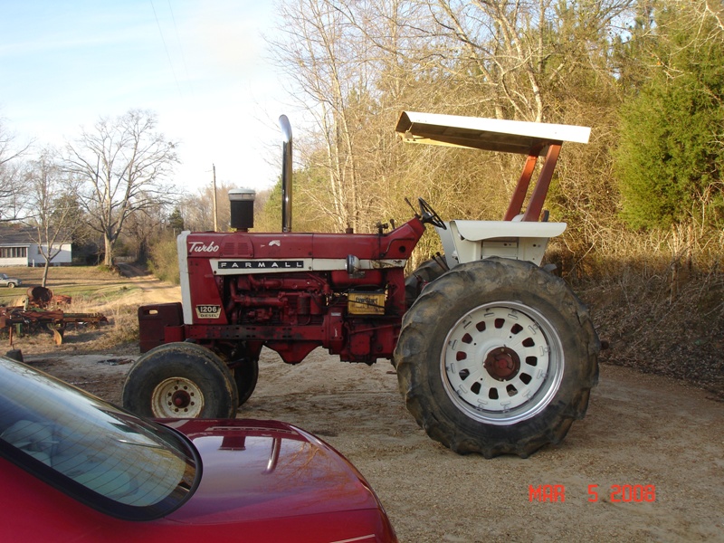 1206 w/ 2 post canopy - Technical IH Talk - Red Power Magazine Community
