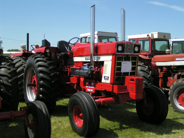 Lets go look at tractors... - General Chat - Red Power Magazine Community